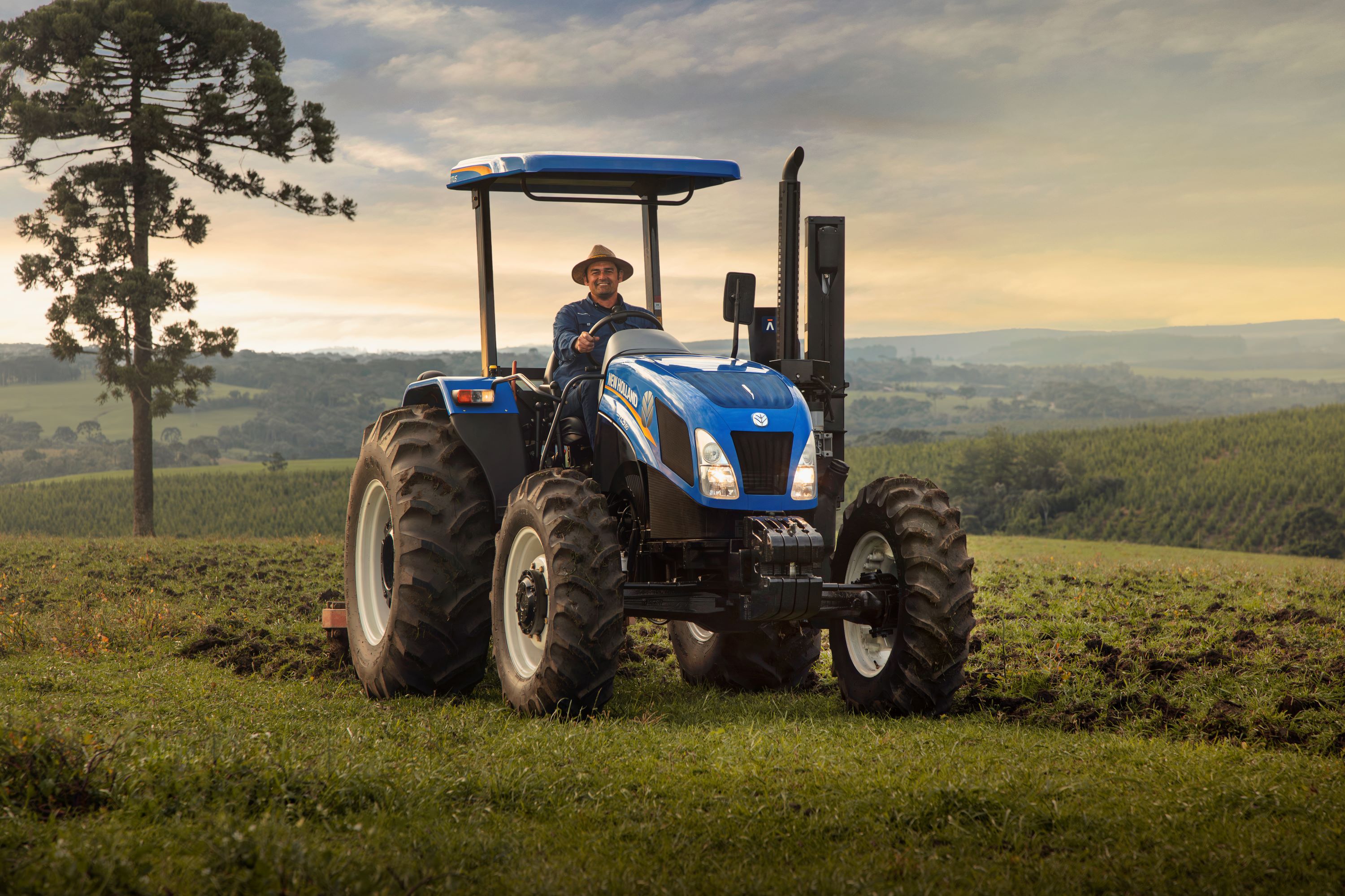 The New Holland TL5 Accessible Tractor | CNH