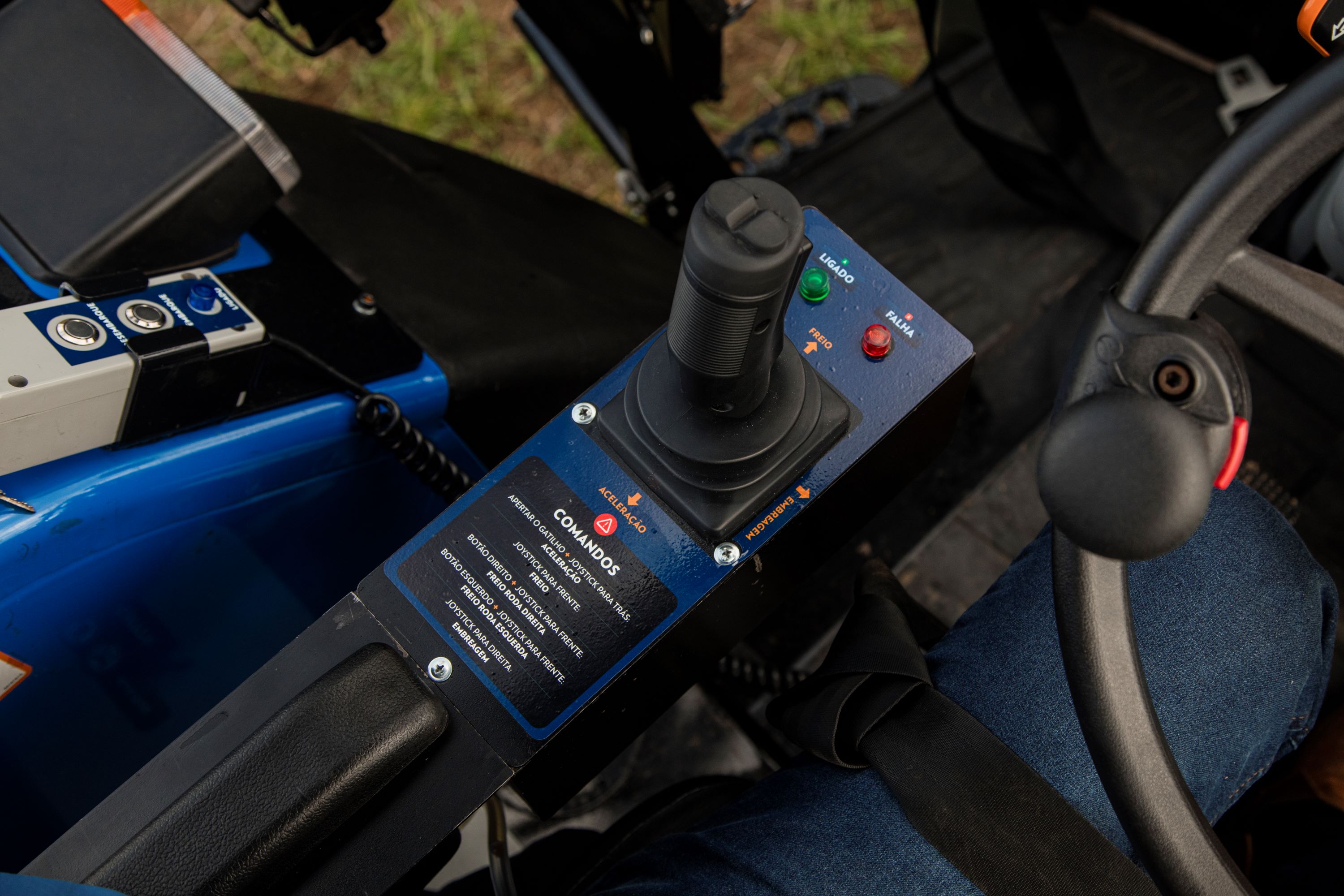 The New Holland TL5 Accessible Tractor | CNH